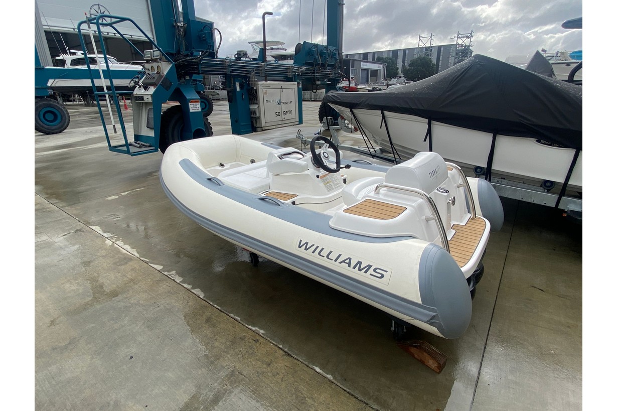 2022 Williams Jet Tender 285 Turbojet | Sports Marine